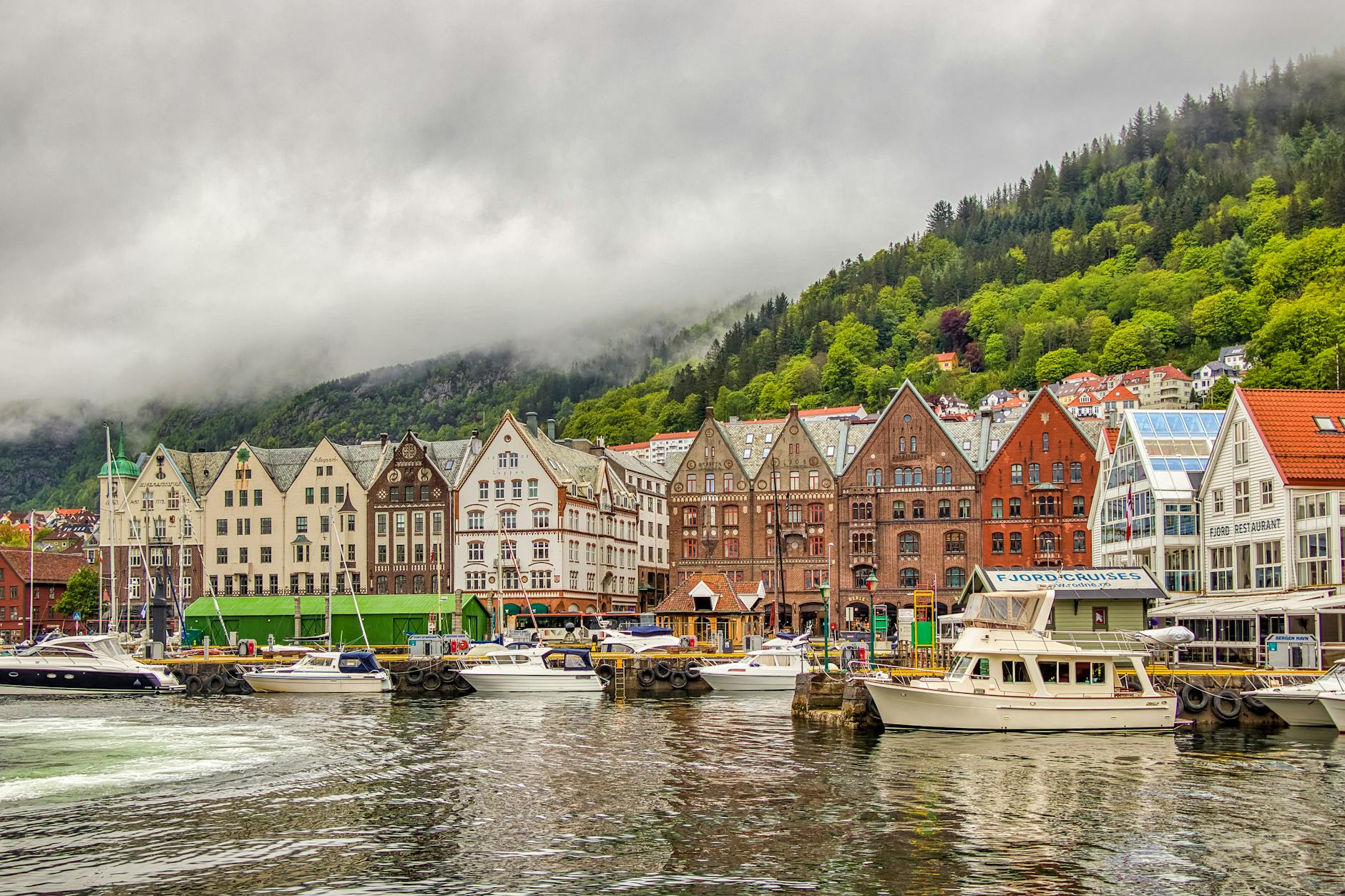 Norway's wealth tax drove out the rich without breaking the bank ...